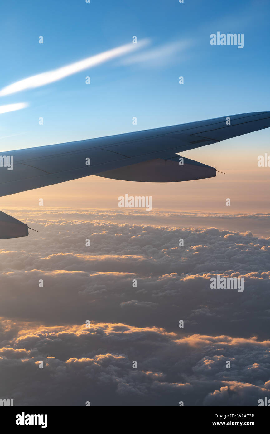 Horizon air aircraft hi-res stock photography and images - Alamy