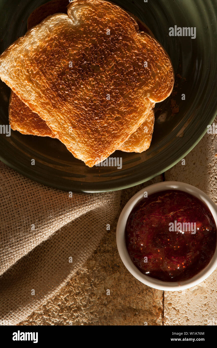 Toast homemade strawberry jam hi-res stock photography and images - Alamy