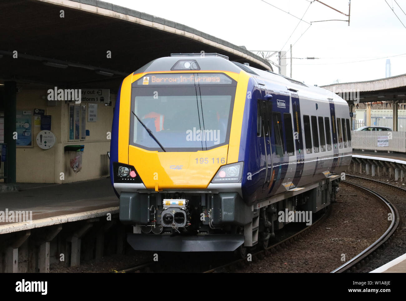 Class 195 civity hi-res stock photography and images - Alamy