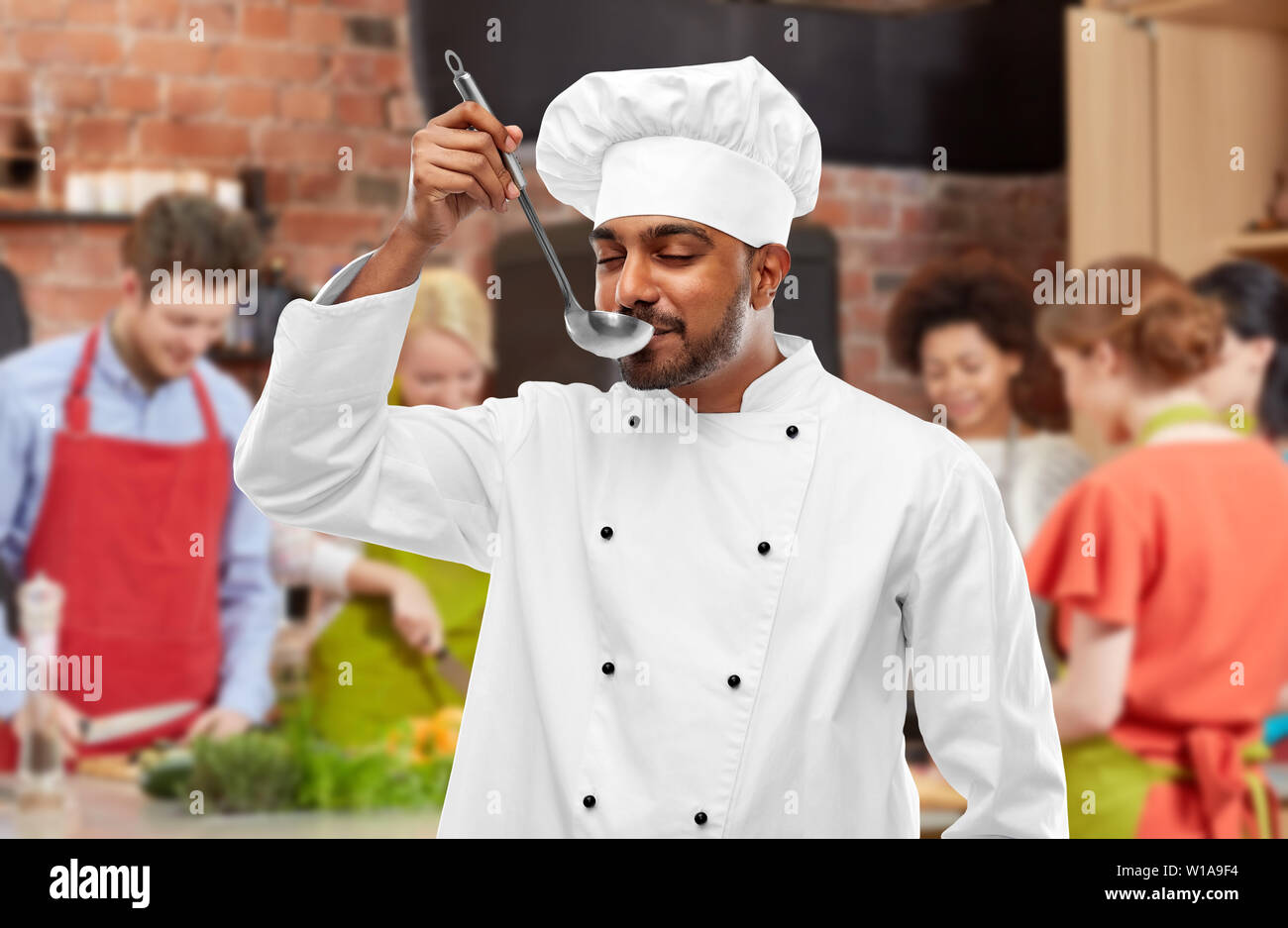 Chef tasting soup hi-res stock photography and images - Alamy