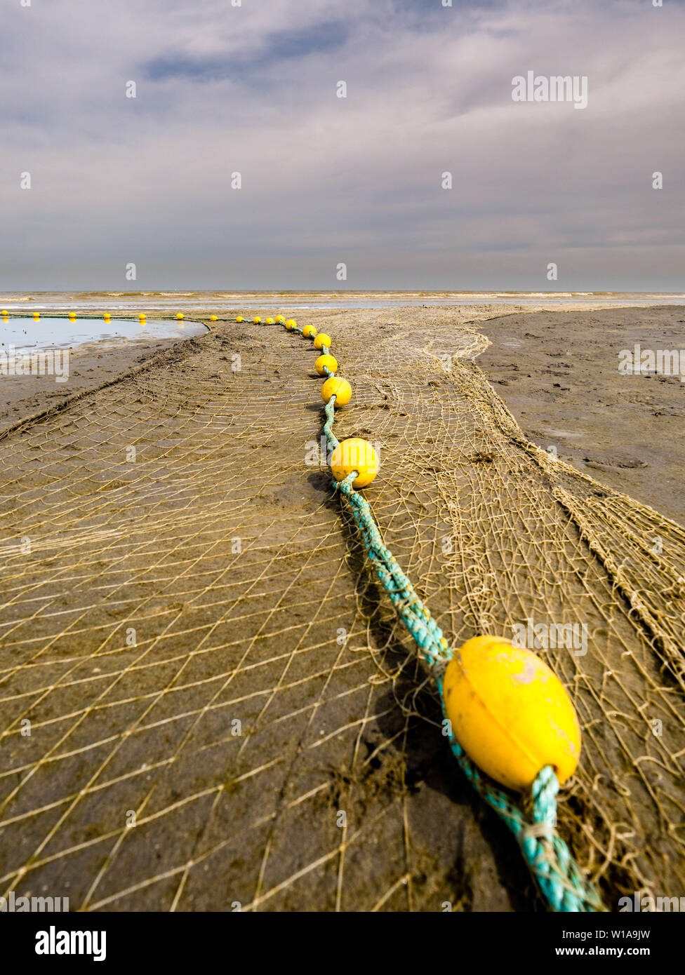 Fishnet pattern hi-res stock photography and images - Alamy