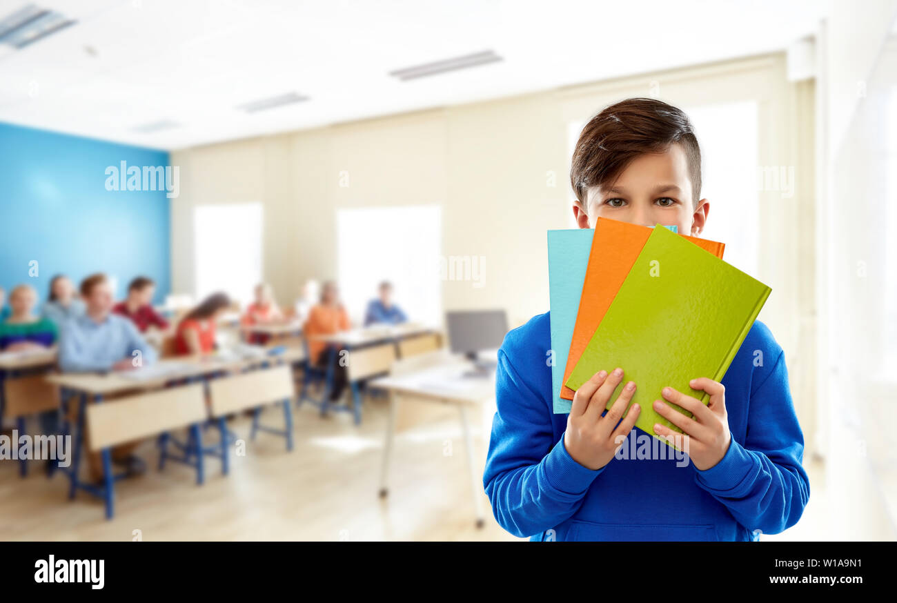 Shy teen class hi-res stock photography and images - Alamy