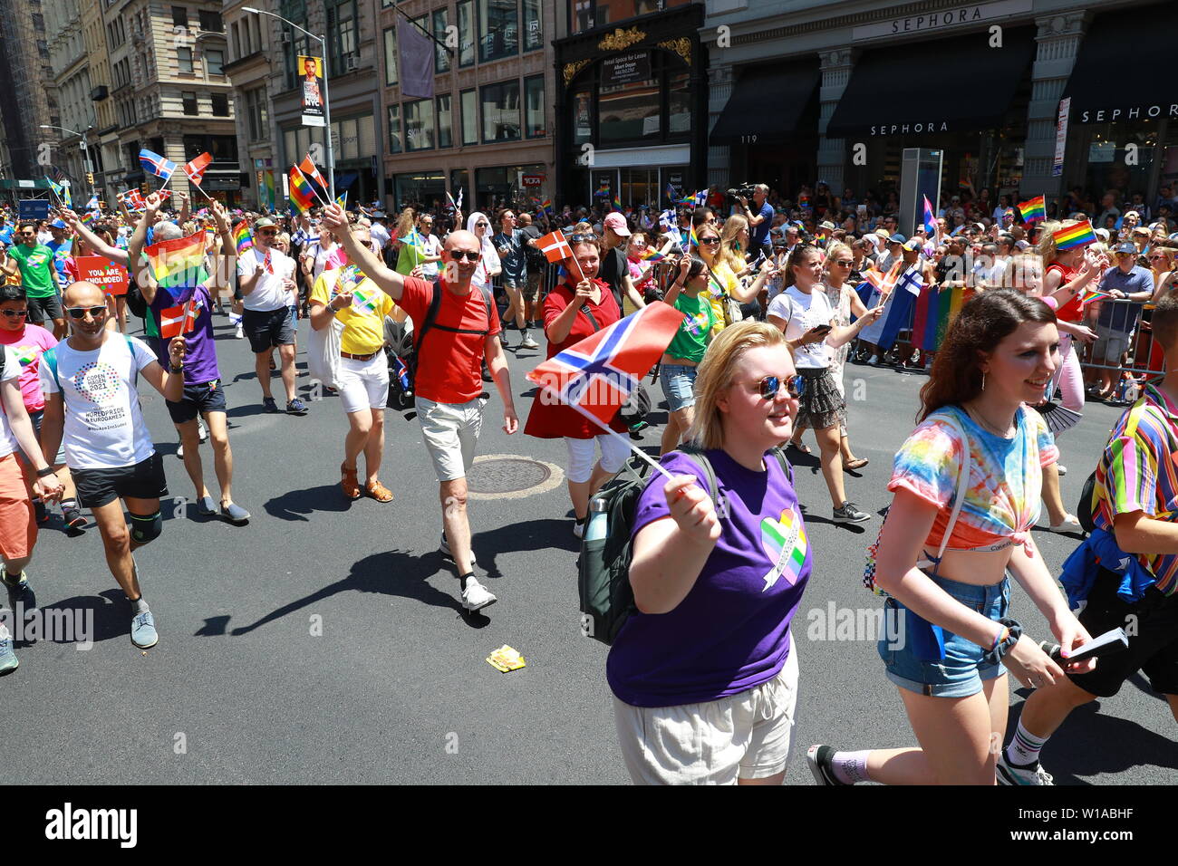 Pride crosswalks hi-res stock photography and images - Alamy