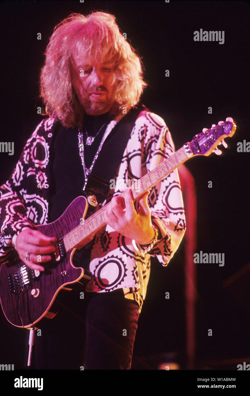 AEROSMITH US rick group with Brad Whitford on October 15, 1994 at ...