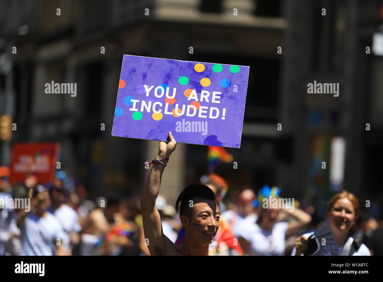 New York, N.Y/USA – 30th June 2019: A performer entertains crowds ...