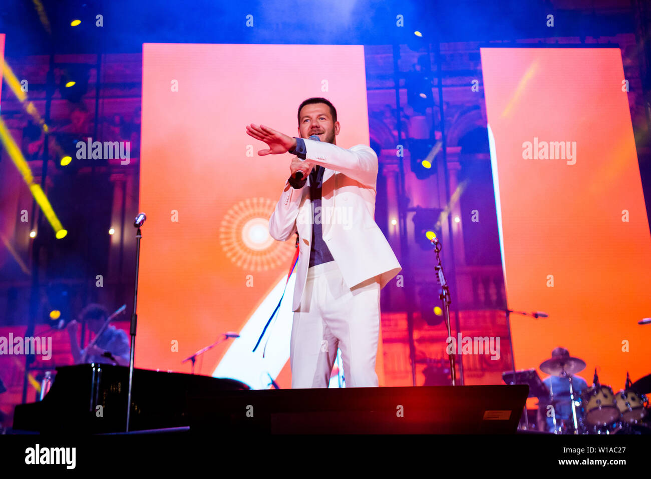 Aperol Party 100 anni @ piazza San Marco (VE) with Max Gazze ...