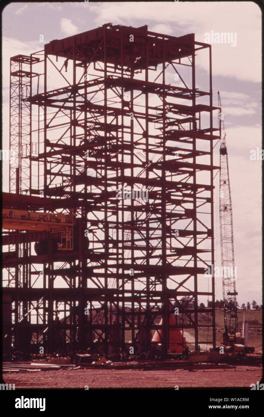 350 MEGAWATT POWER PLANT UNDER CONSTRUCTION AT COLSTRIP Stock Photo - Alamy