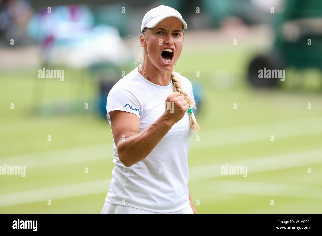 Yulia putintseva wimbledon 2019 hi-res stock photography and images - Alamy