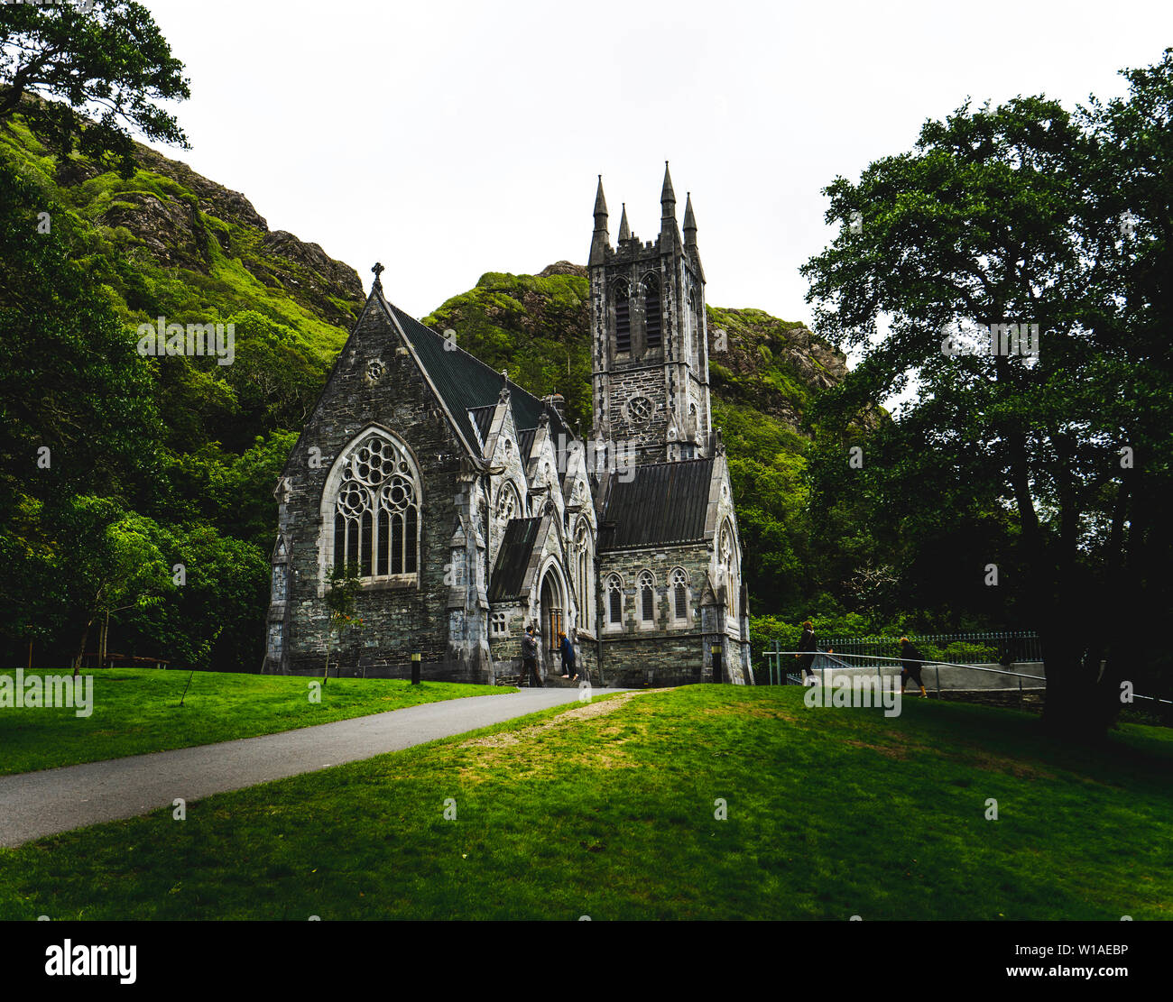 Kylemore Abbey Church Stock Photos & Kylemore Abbey Church Stock Images ...