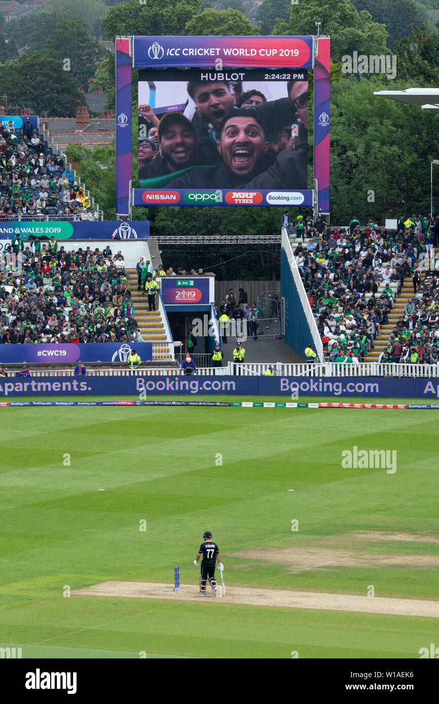 Edgebaston cricket ground screen hi-res stock photography and images ...