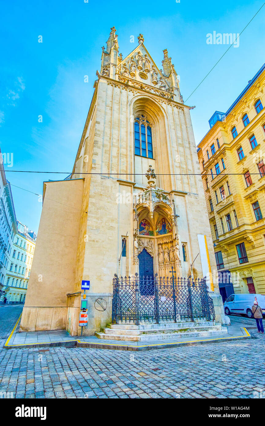Gothic wien hi-res stock photography and images - Alamy