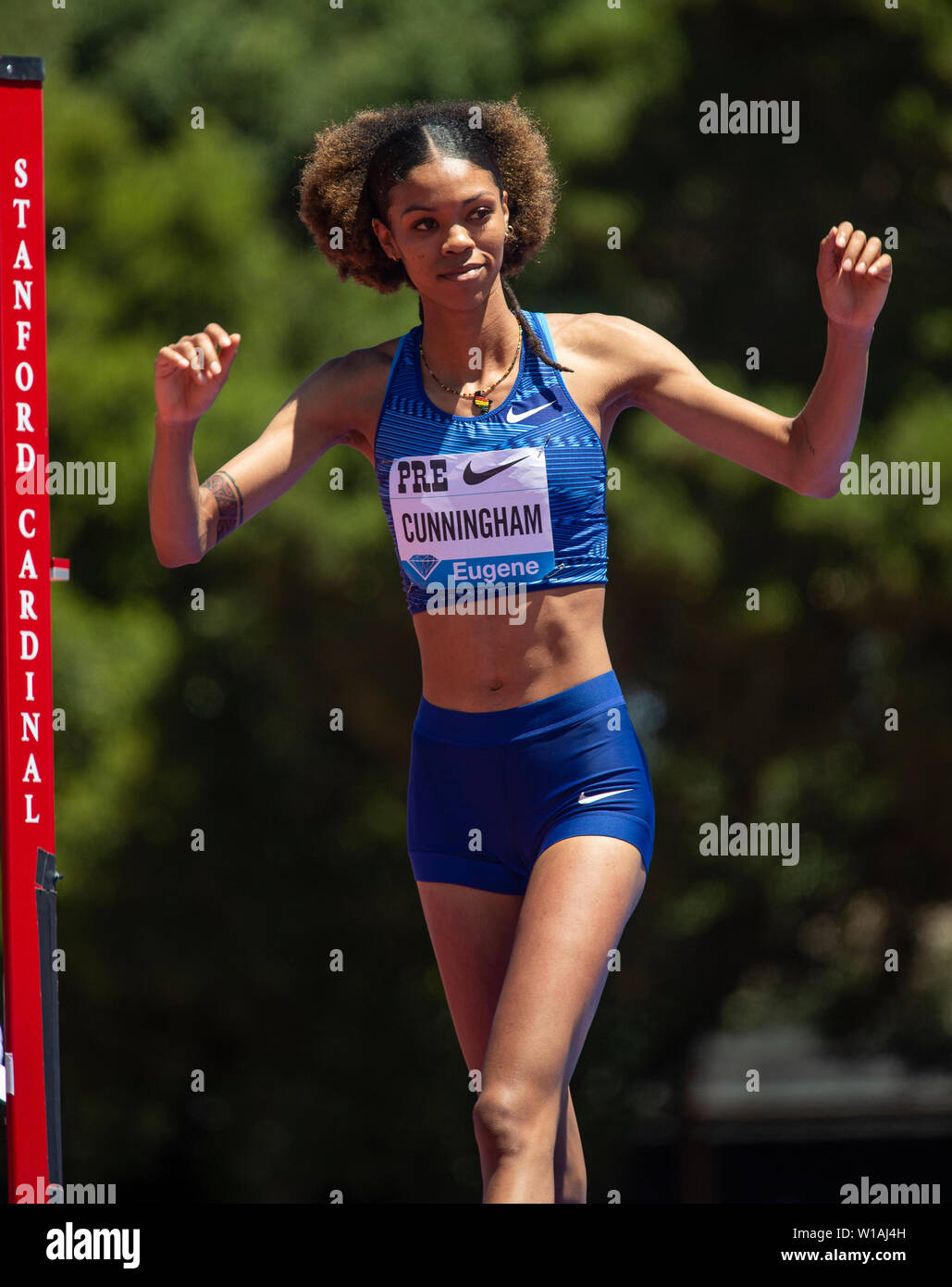 3000m runner hi-res stock photography and images - Alamy