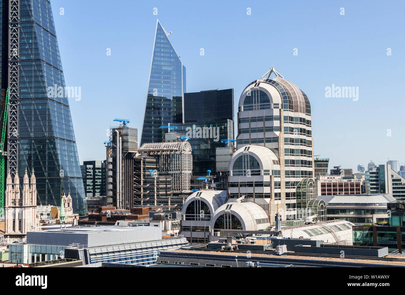 City of London EC3 insurance and financial district skyline: 20 ...