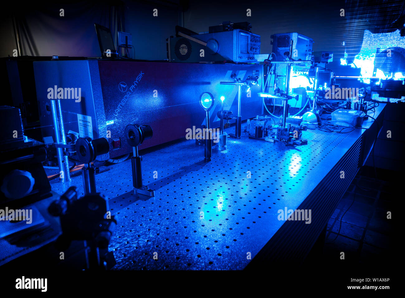 Laser researcher hi-res stock photography and images - Alamy