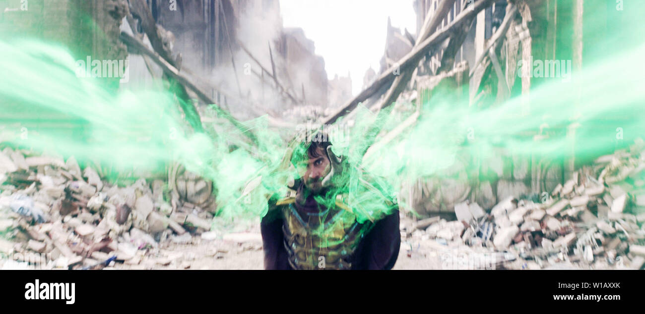 SPIDER-MAN: FAR FROM HOME, Jake Gyllenhaal, 2019. © Columbia / © Marvel ...