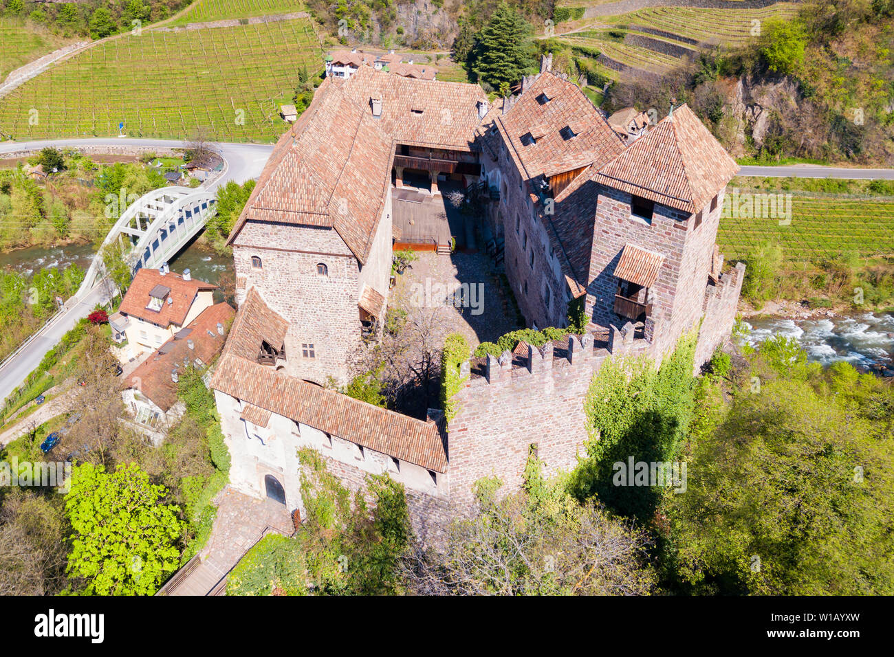 Schloss runkelstein hi-res stock photography and images - Alamy