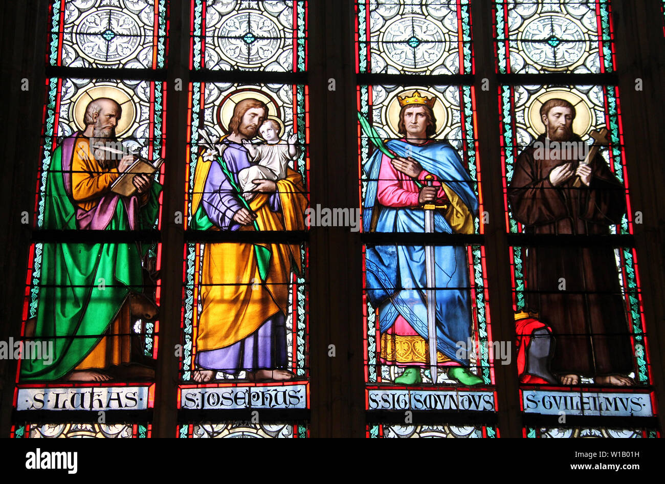 Stained glass window detail at Prague Cathedral Stock Photo - Alamy