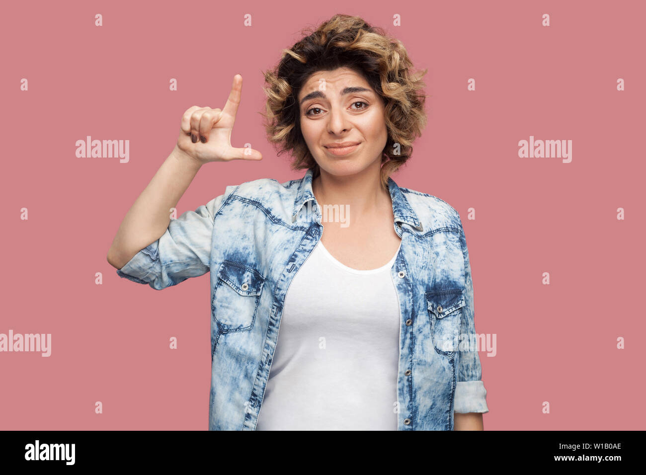 Looser in blue hi-res stock photography and images - Alamy