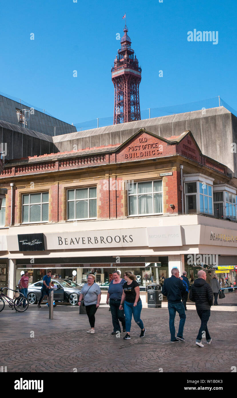 Blackpool Tower Blue Sky Stock Photos & Blackpool Tower Blue Sky Stock ...