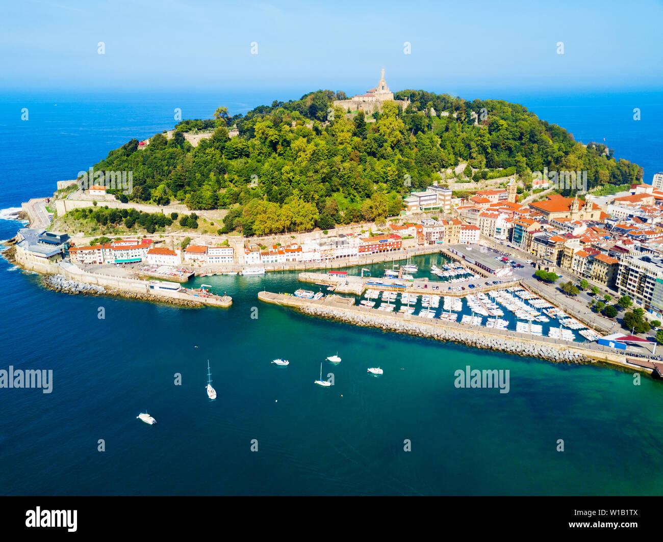 Mota castle san sebastian hi-res stock photography and images - Alamy
