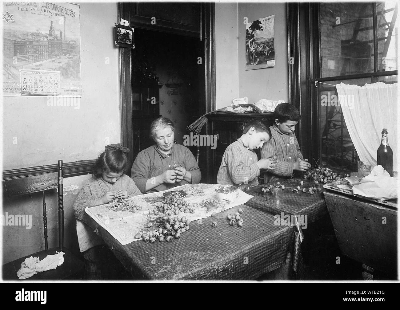 Basso family hi-res stock photography and images - Alamy