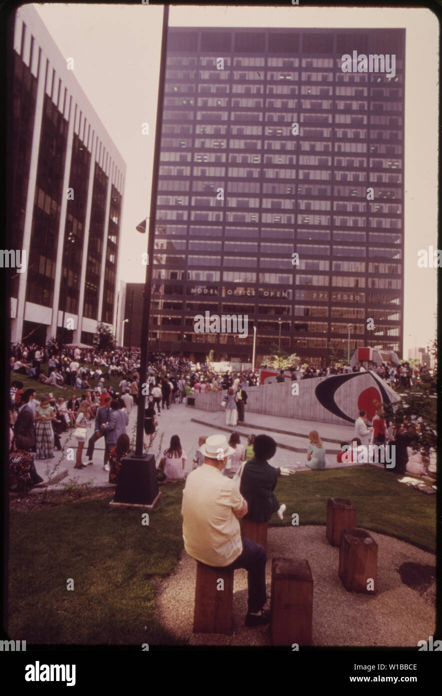 CHESTER COMMONS, POPULAR MINI-PARK IN BUSY DOWNTOWN CLEVELAND Stock ...