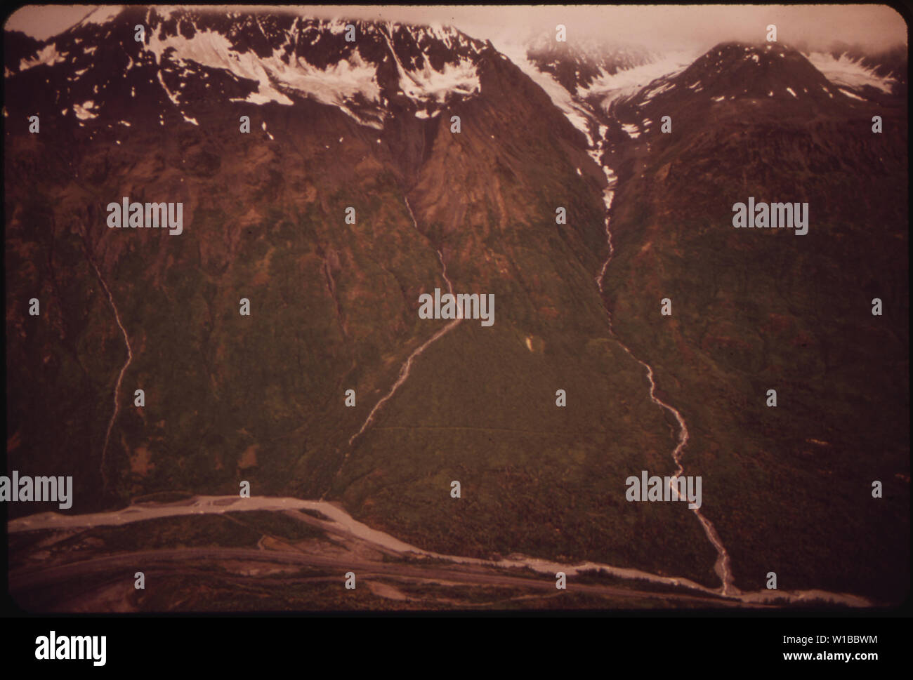 CHUGACH PEAKS SOUTH OF THE RICHARDSON HIGHWAY. VIEW SOUTH HERE, THE ...