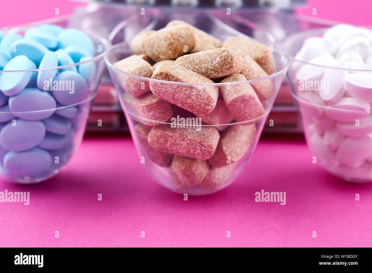 Graduated flask hi-res stock photography and images - Alamy