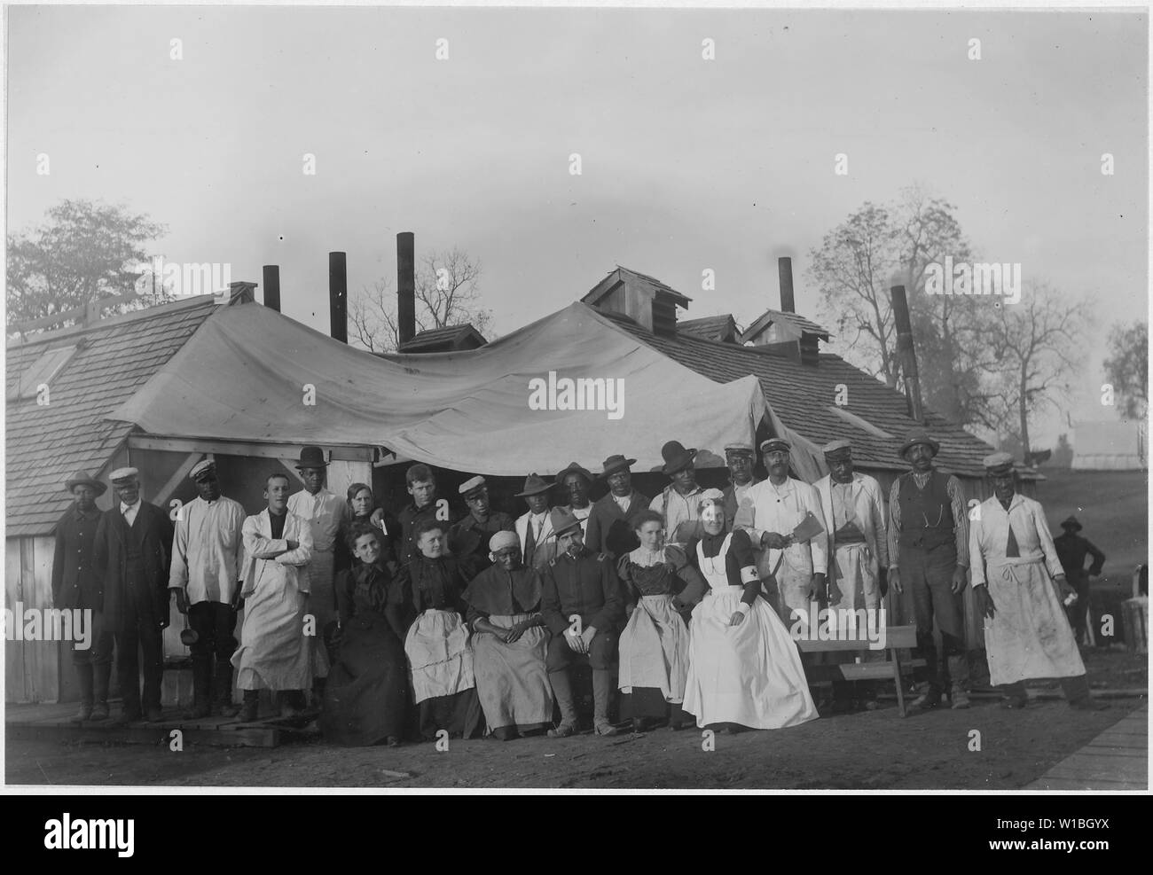 Hospital kitchen staff Black and White Stock Photos & Images - Alamy