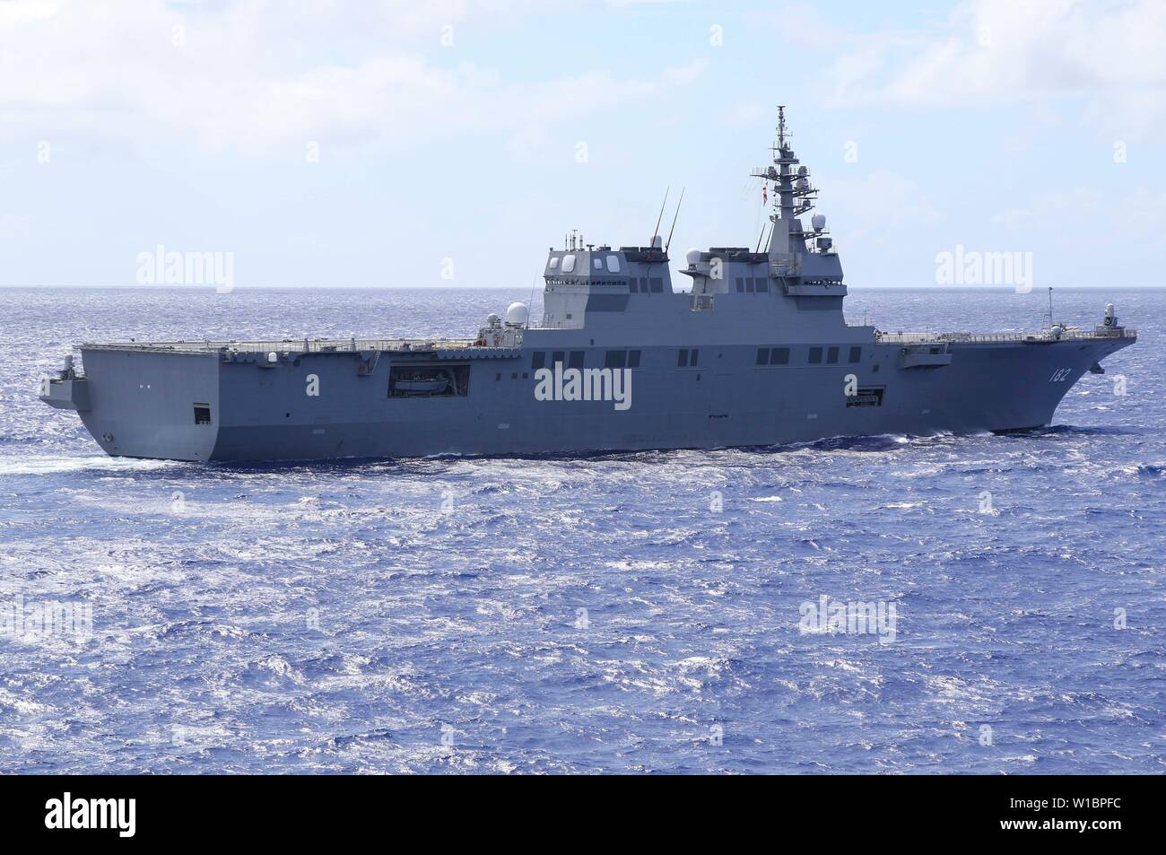 Hyuga class helicopter destroyer hi-res stock photography and images ...