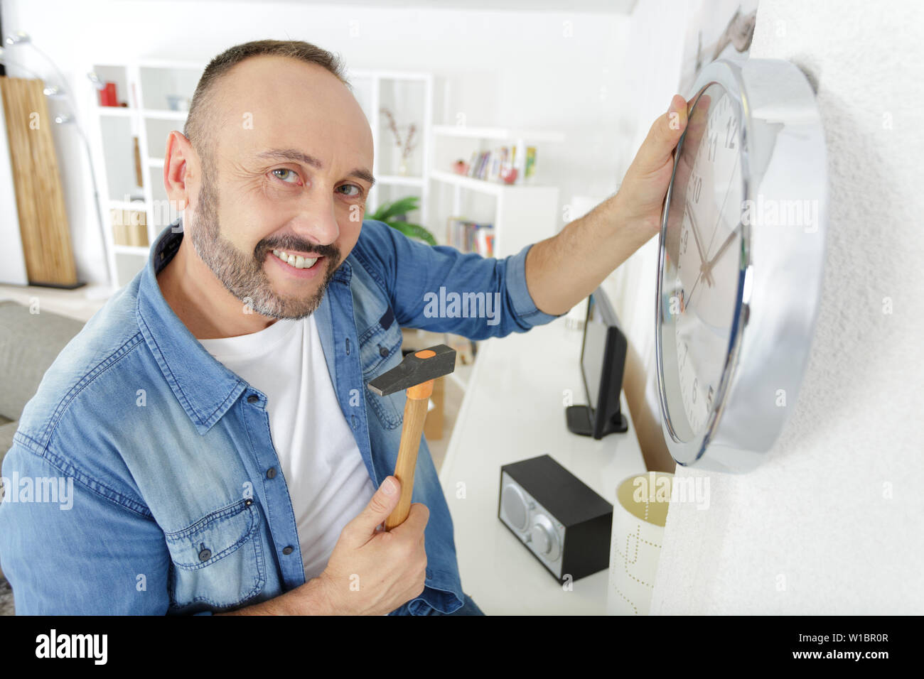 Person planning diy home hi-res stock photography and images - Alamy