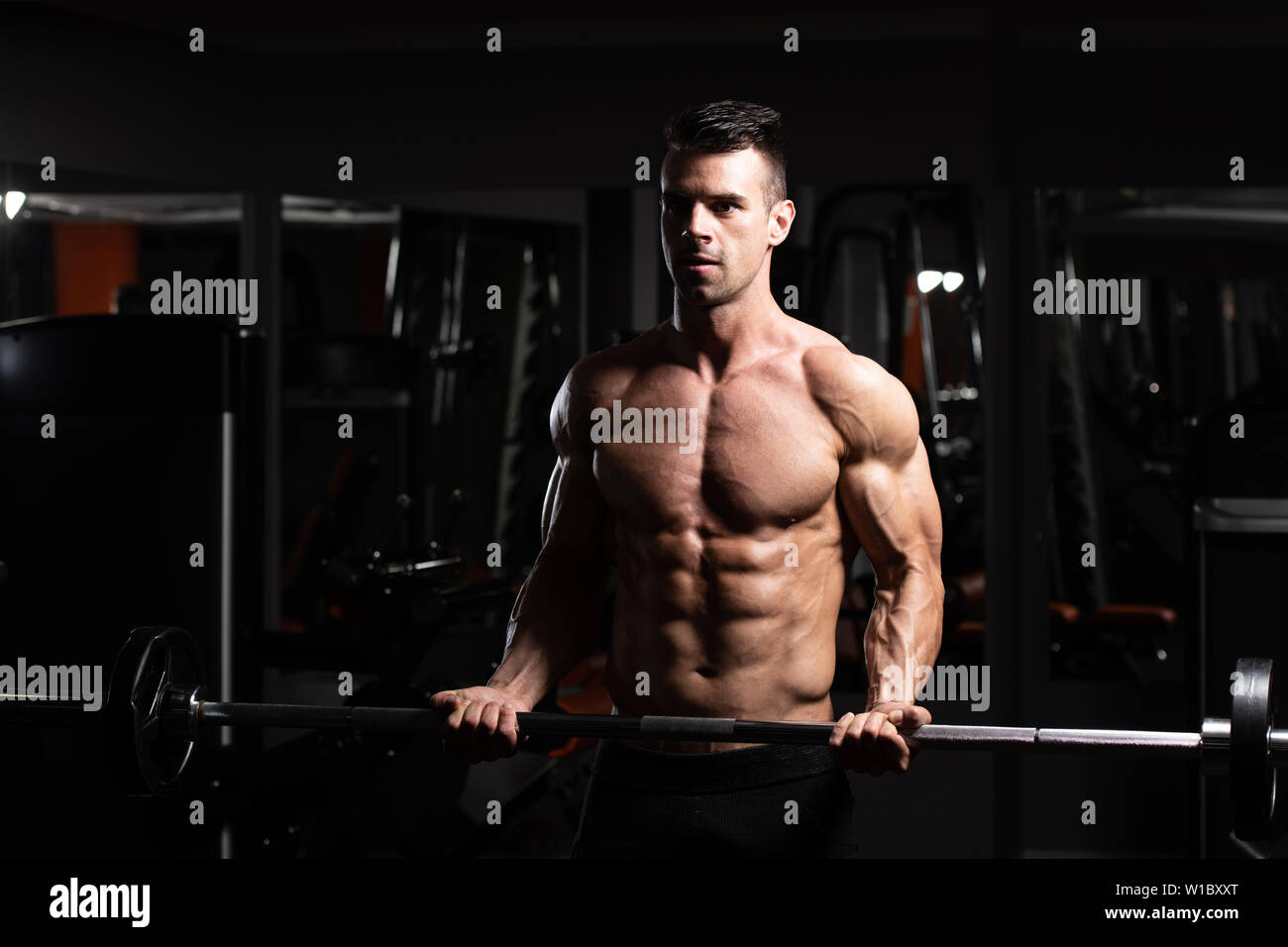 Exercise curls hi-res stock photography and images - Alamy