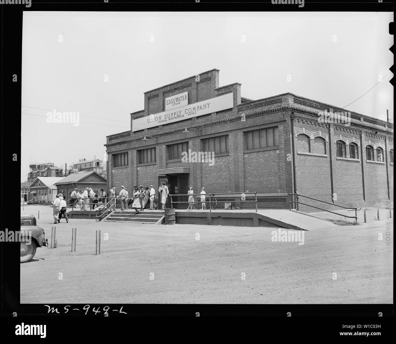 Company owned and operated store at the mine. Tennessee Coal, Iron & R ...
