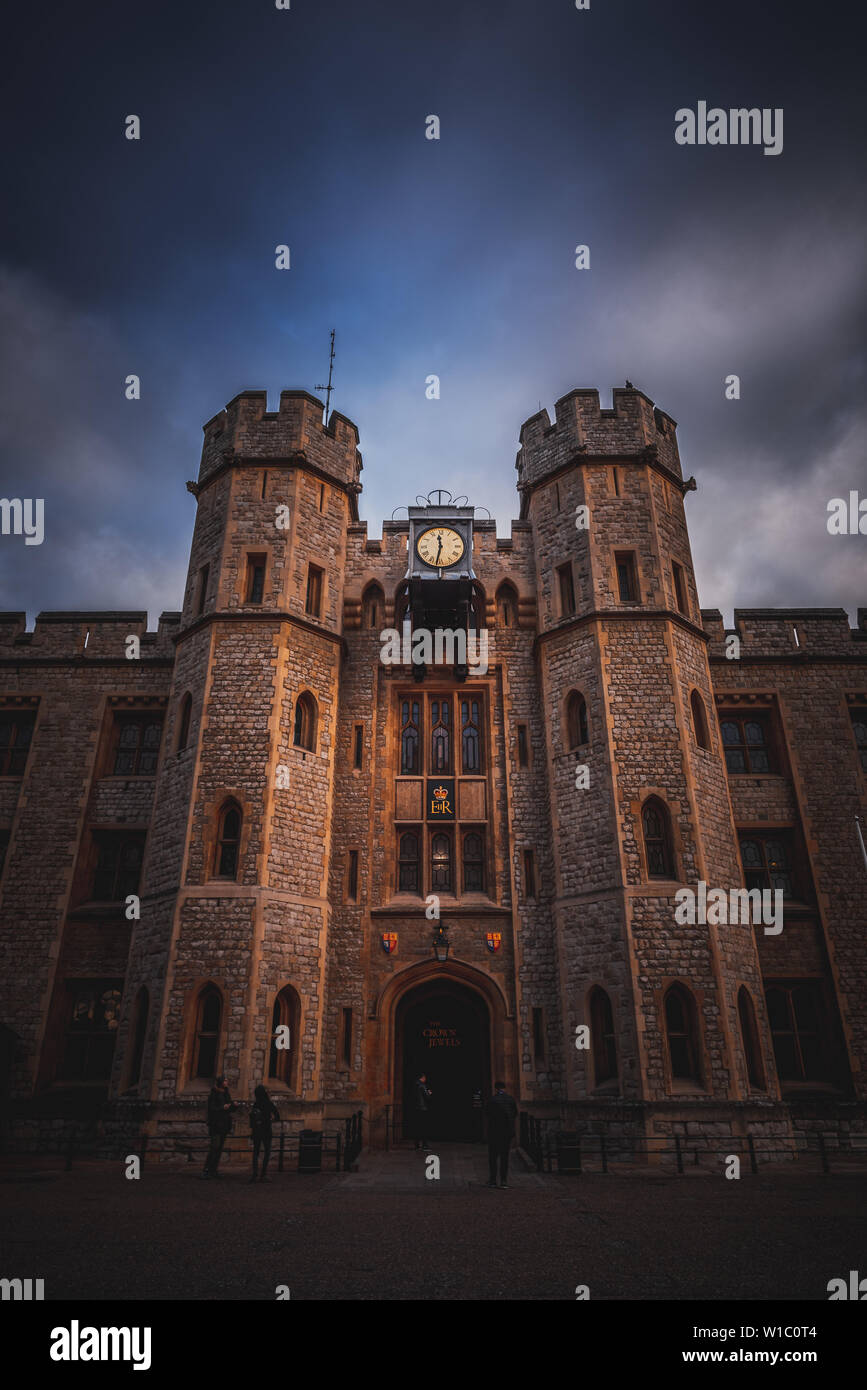 Crown Jewels Tower Of London High Resolution Stock Photography and ...