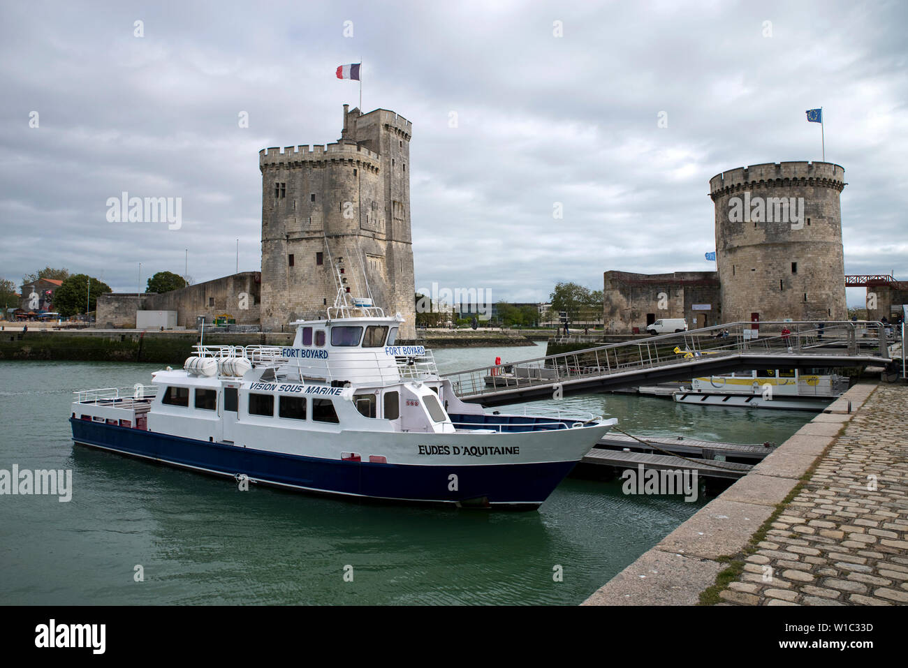 La rochelle harbour hi-res stock photography and images - Alamy