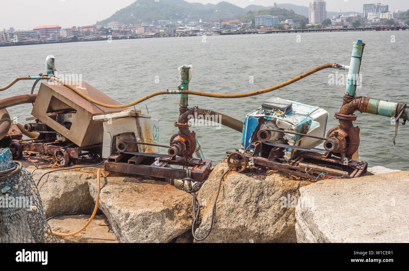 Machinepumps hi-res stock photography and images - Alamy