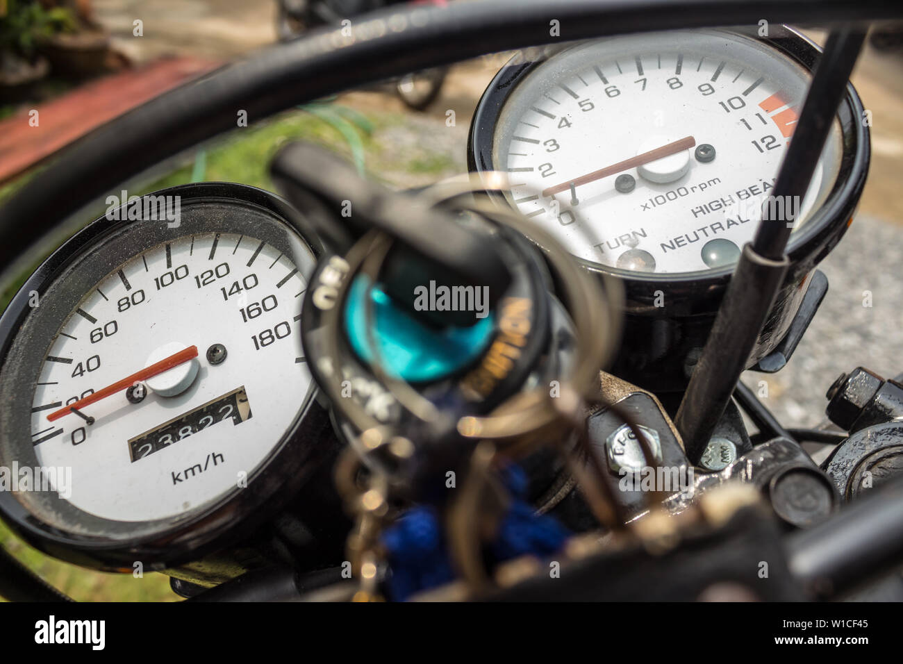 Odometer mph hi-res stock photography and images - Alamy