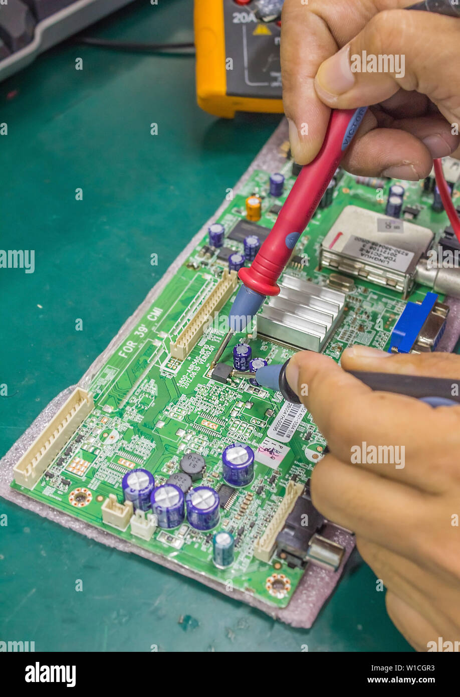 Pcb repair hi-res stock photography and images - Alamy