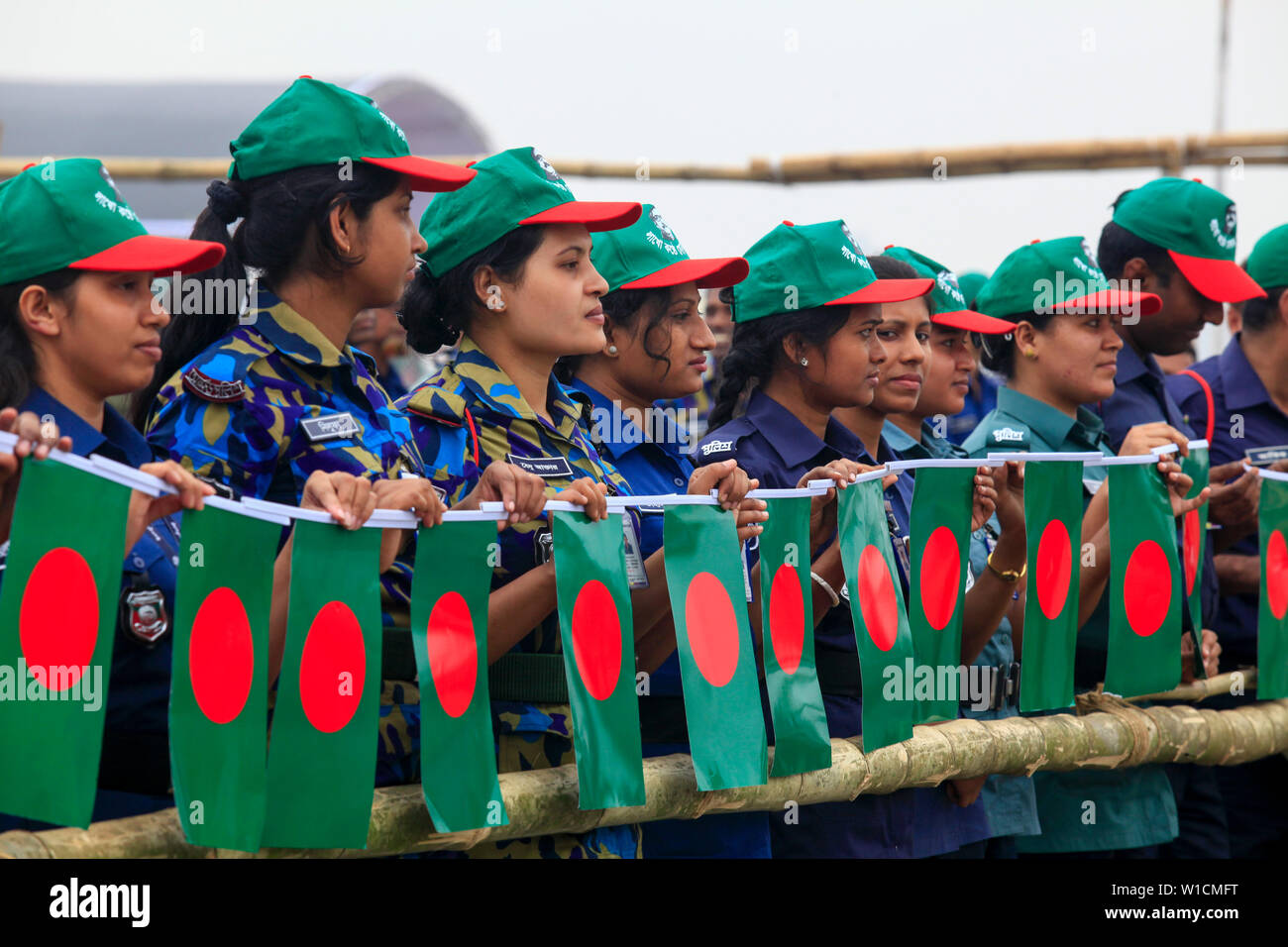 Bangladeshi police woman hi-res stock photography and images - Alamy