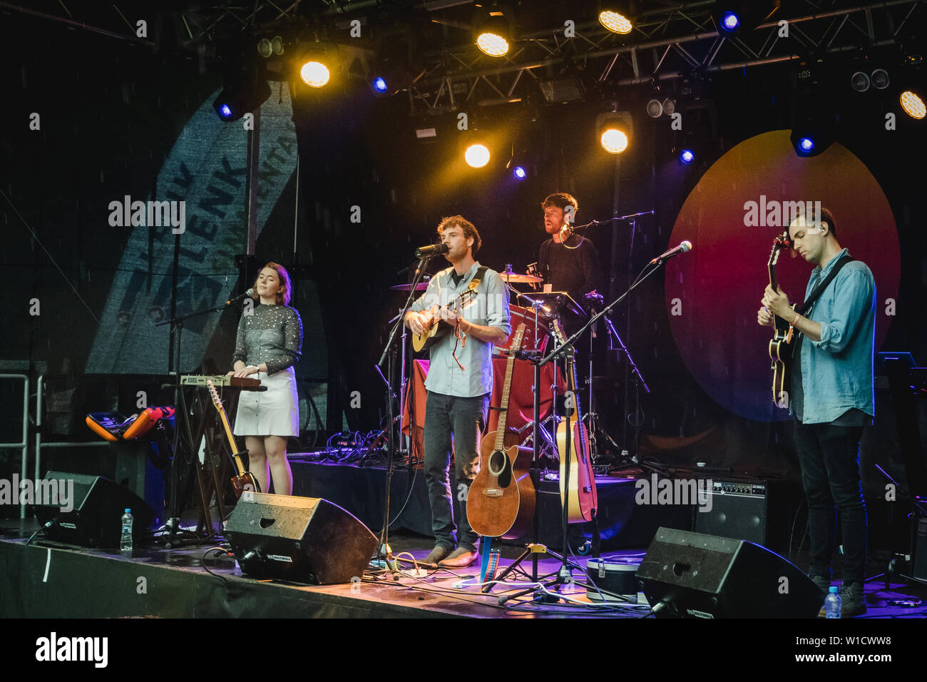 Blanco pop music hi-res stock photography and images - Alamy
