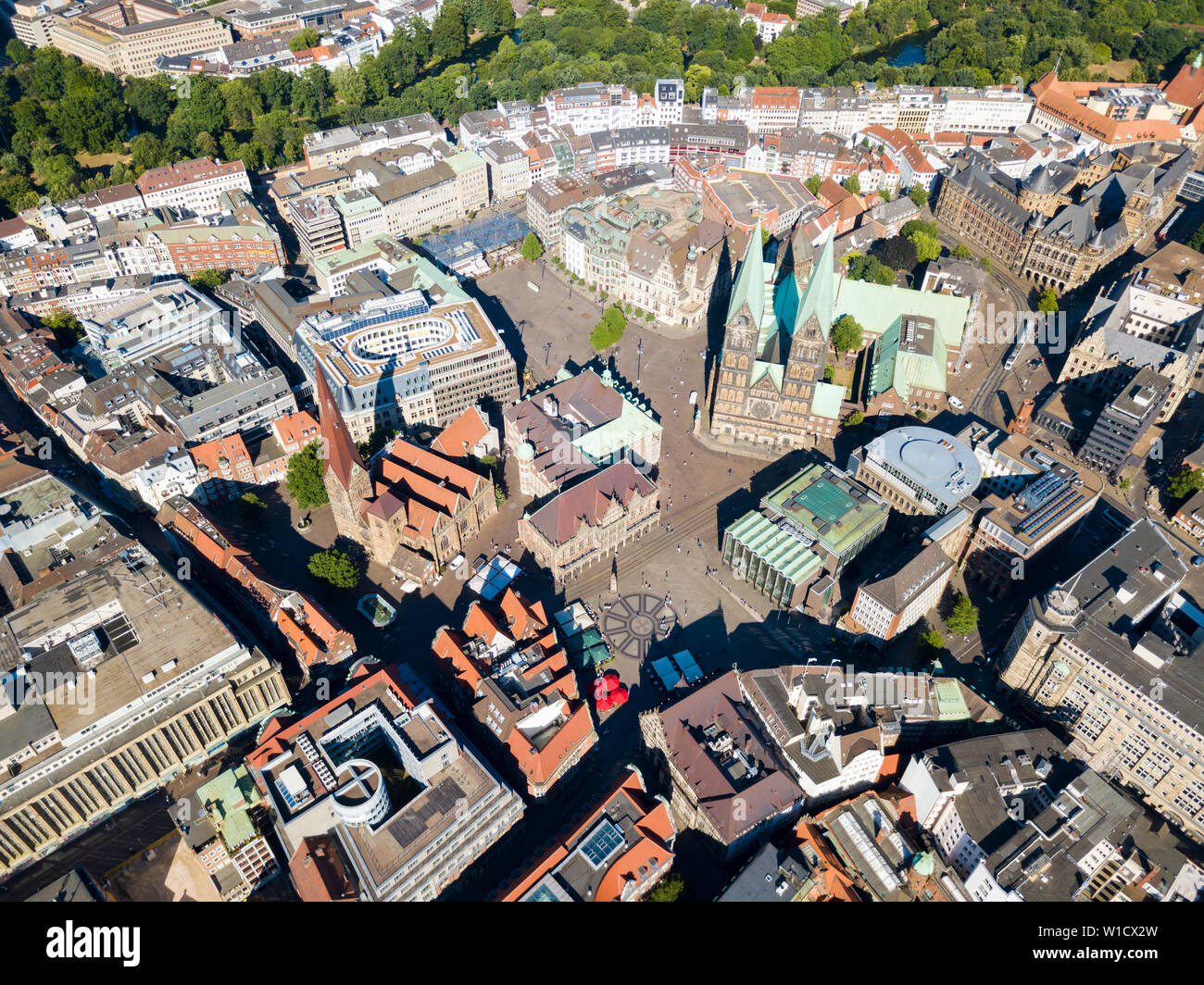Bremen cathedral aerial hi-res stock photography and images - Alamy