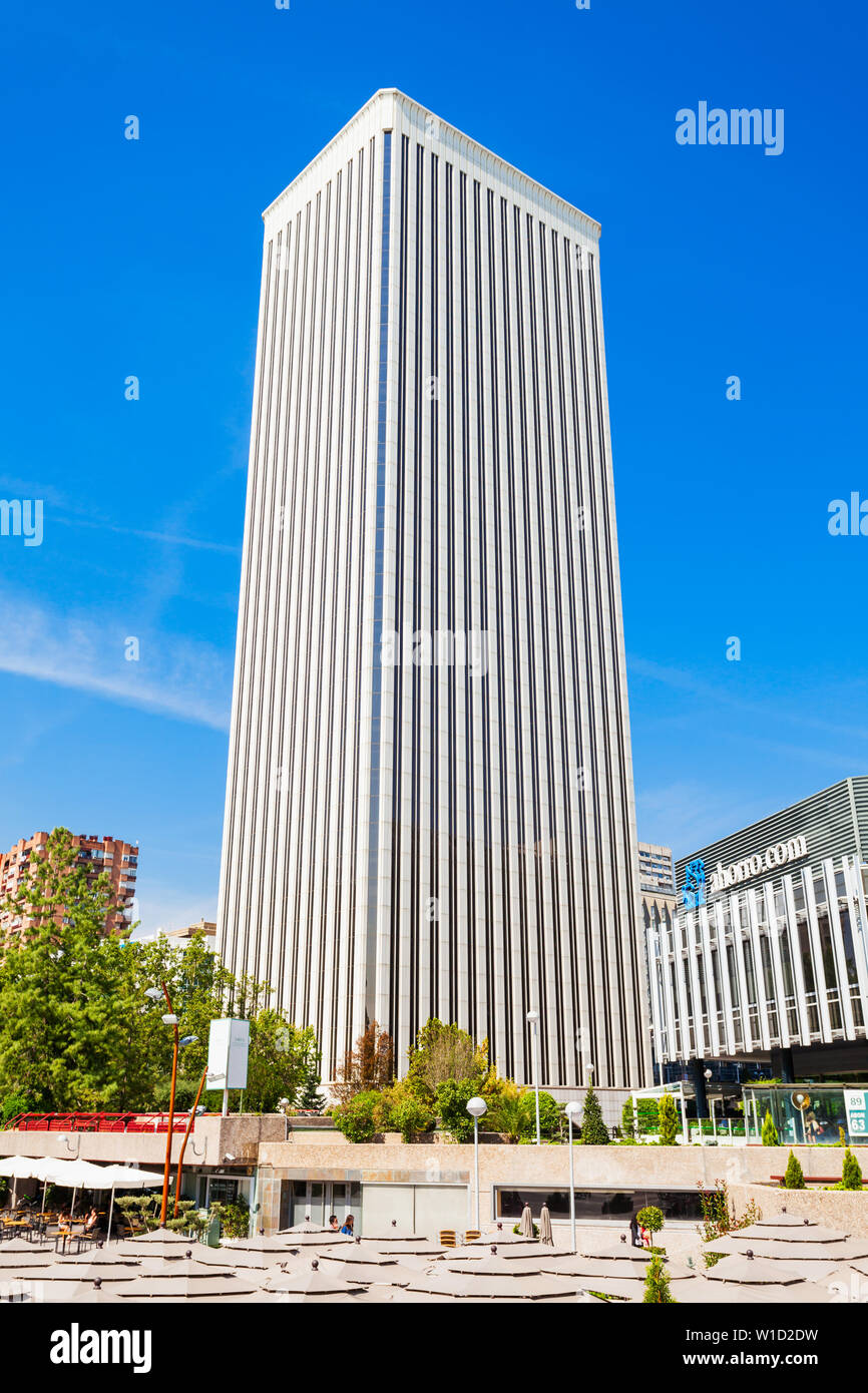 MADRID, SPAIN - SEPTEMBER 21, 2017: Torre Picasso or Picasso Tower is a ...