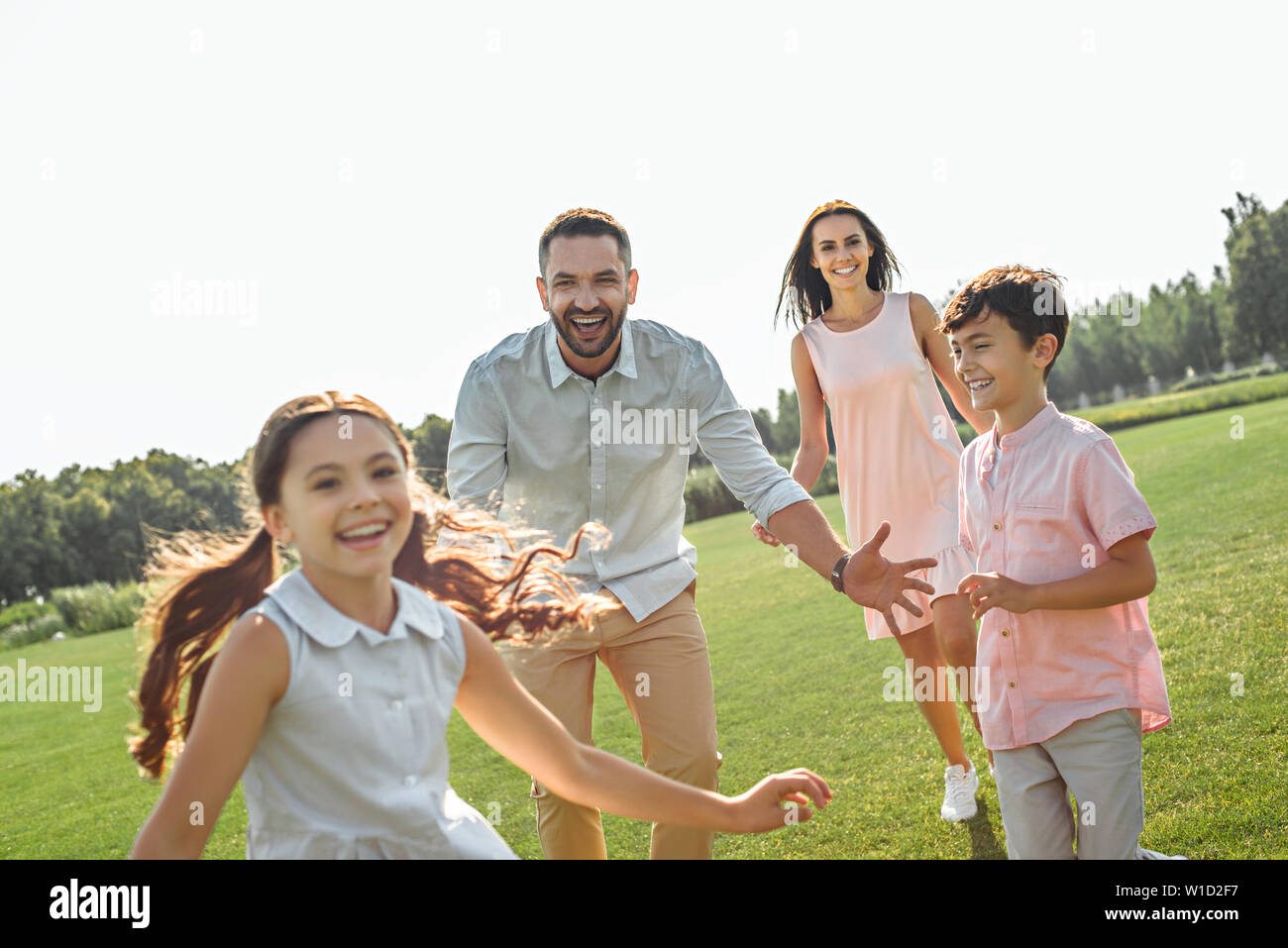 Playing catch with kids hi-res stock photography and images - Alamy