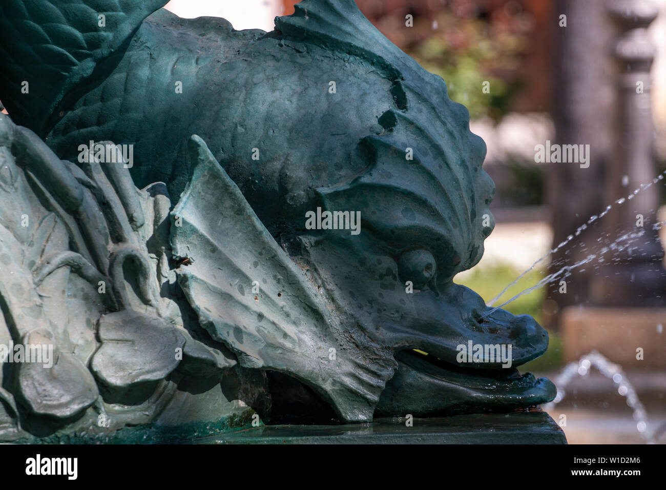 Close up view of a beautiful Fish statue fountain Stock Photo - Alamy