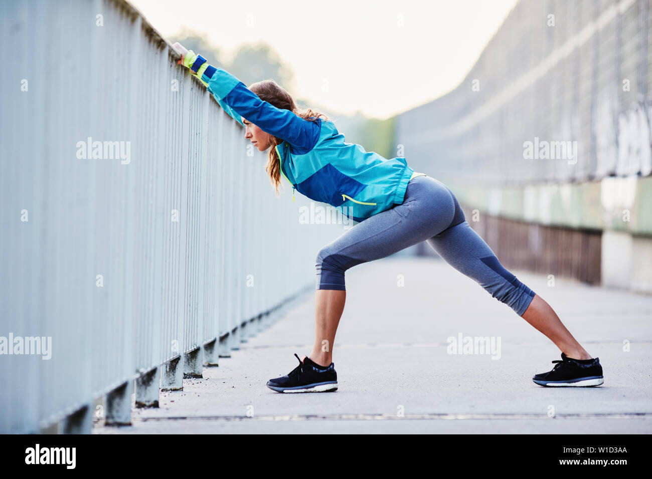 Warm Up Exercise Running Stock Photos & Warm Up Exercise Running Stock ...