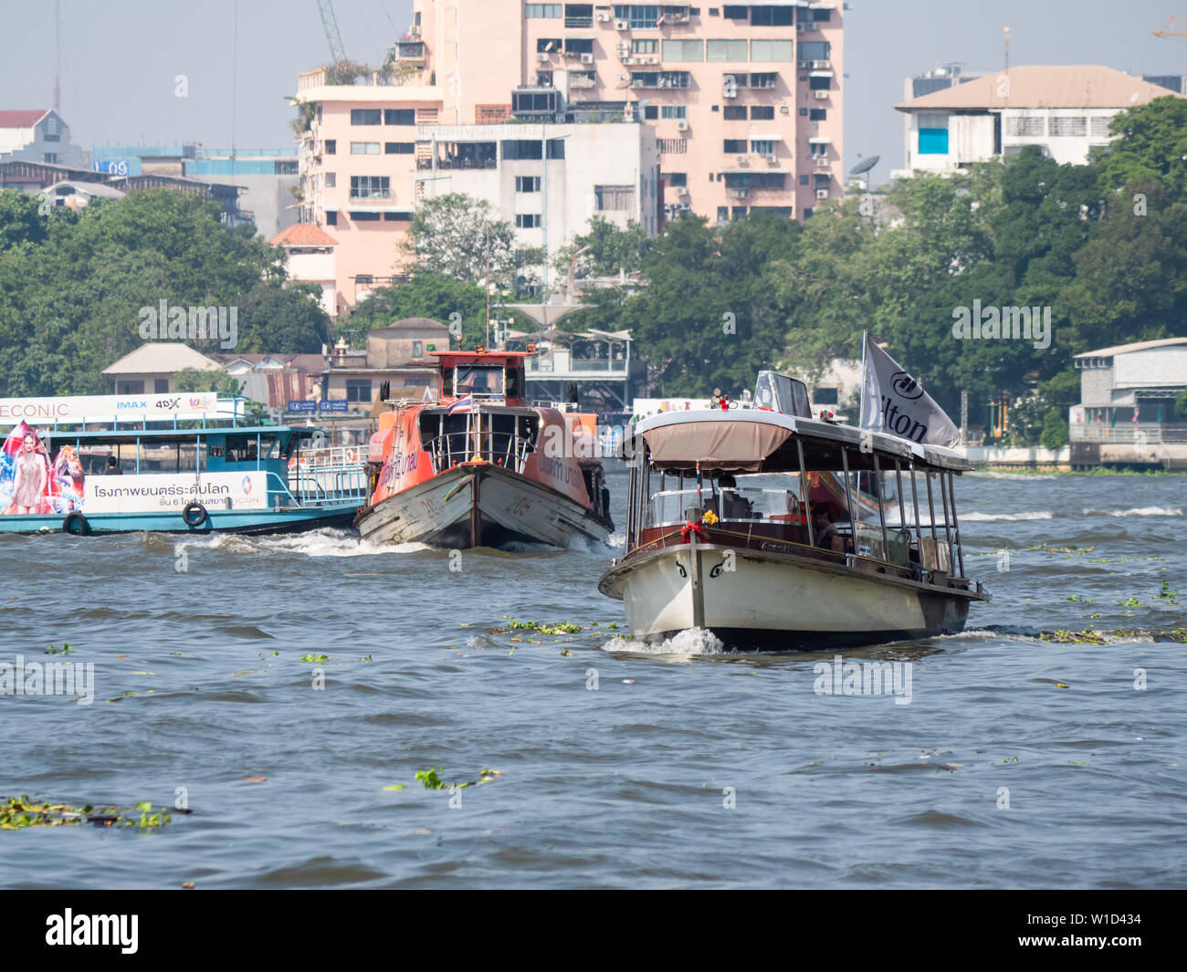 Bangkok river ferry ferries hi-res stock photography and images - Alamy
