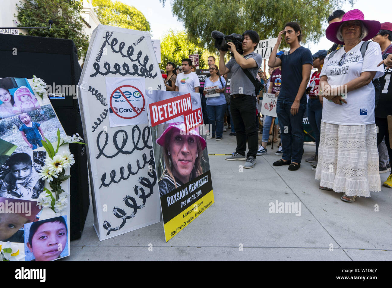 Immigrant rights activists hi-res stock photography and images - Alamy