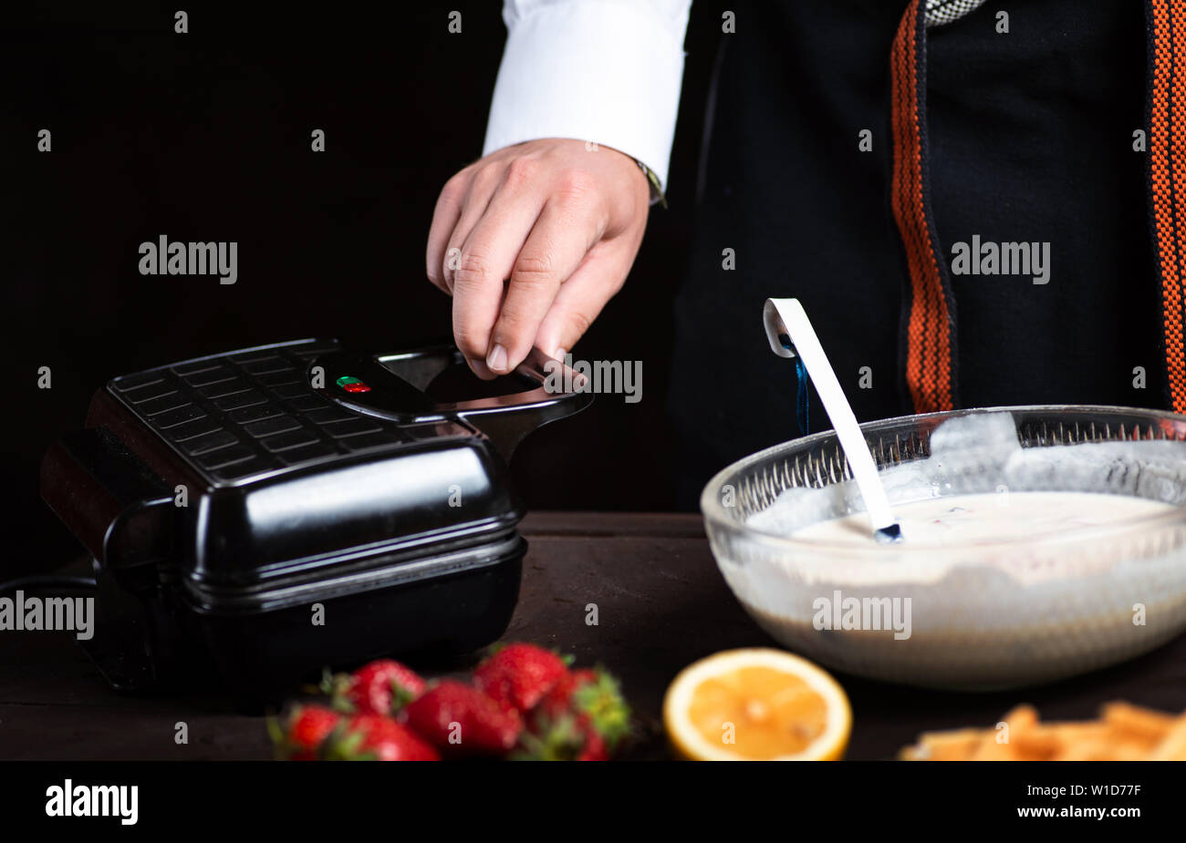 Wafer making machine hi-res stock photography and images - Alamy
