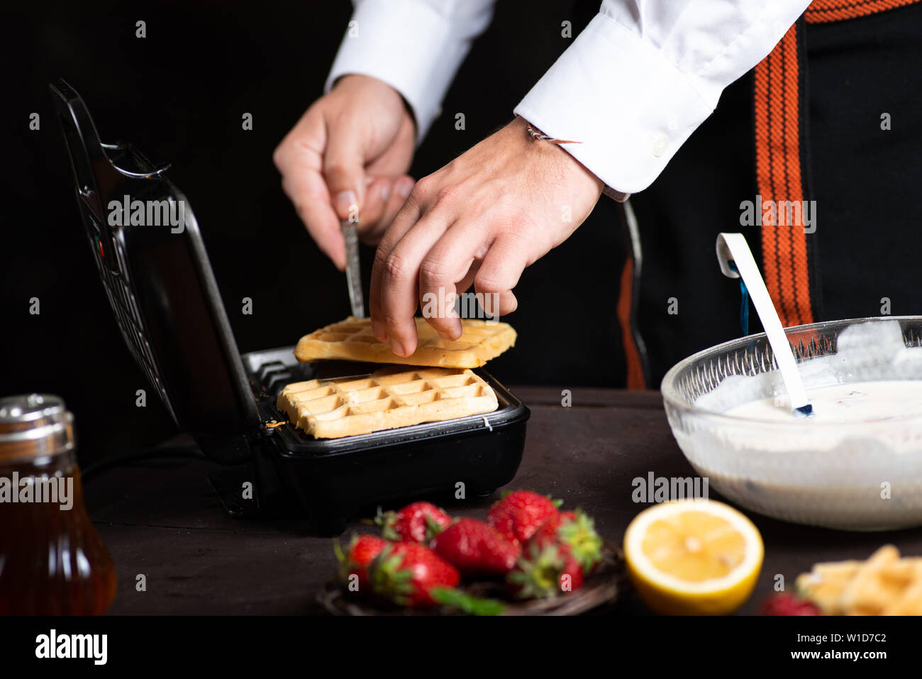 Wafer making machine hi-res stock photography and images - Alamy