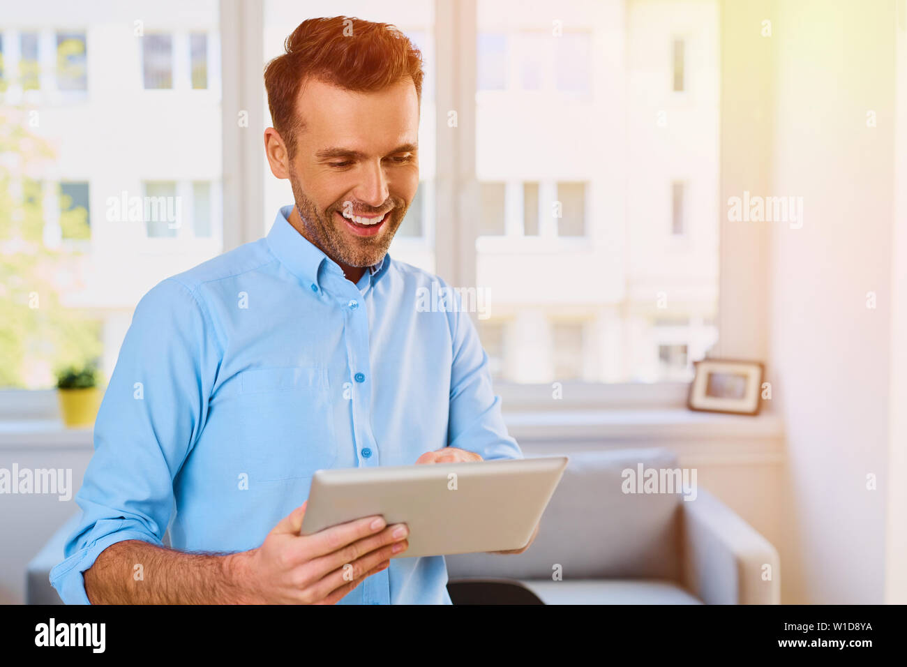 Digital browsing hi-res stock photography and images - Alamy